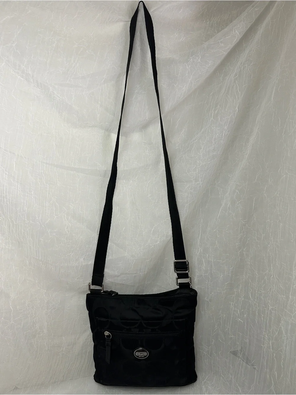 Coach | Bags | Coach Getaway Black Signature Nylon Crossbody File Bag ...
